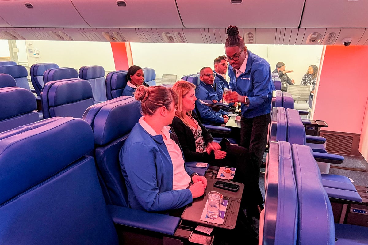 What it's really like at flight attendant training - The Points Guy