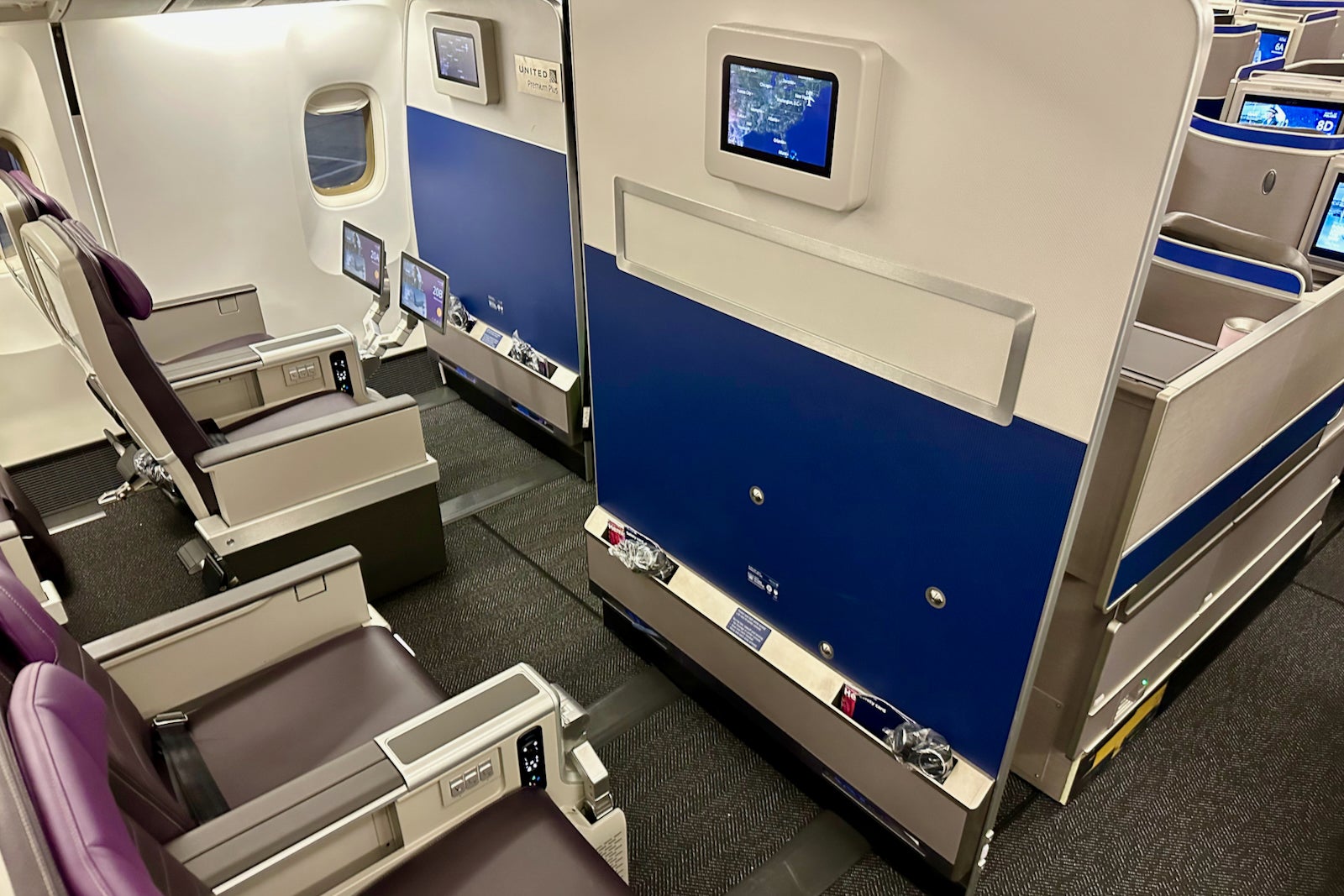 1st look: United's new Boeing 767-300 configuration with Premium Plus ...
