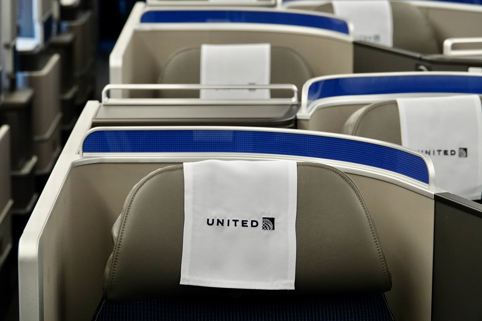 Flying United's retrofitted Boeing 767-400 with 'real' Polaris business ... Flying United's retrofitted Boeing 767-400 with 'real' Polaris business ...