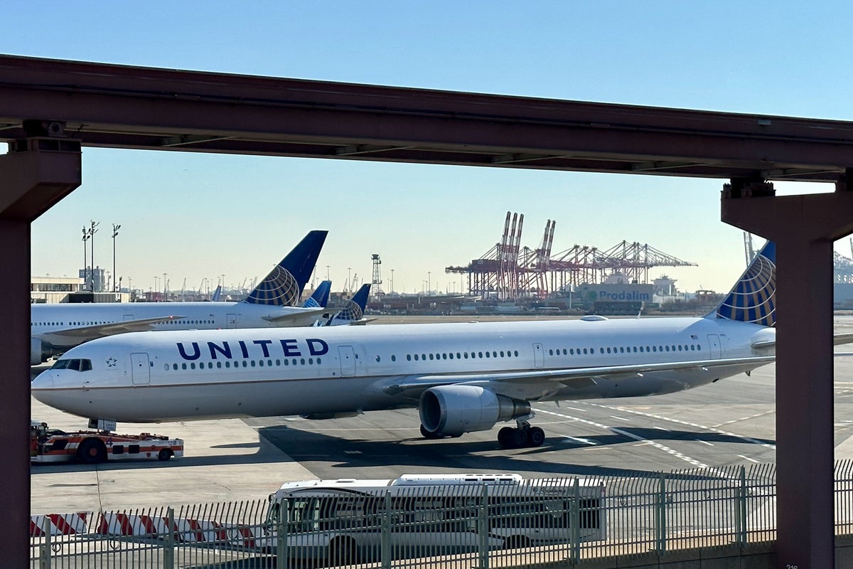 1st look: United’s Premium Plus, Economy cabins on the retrofitted ...