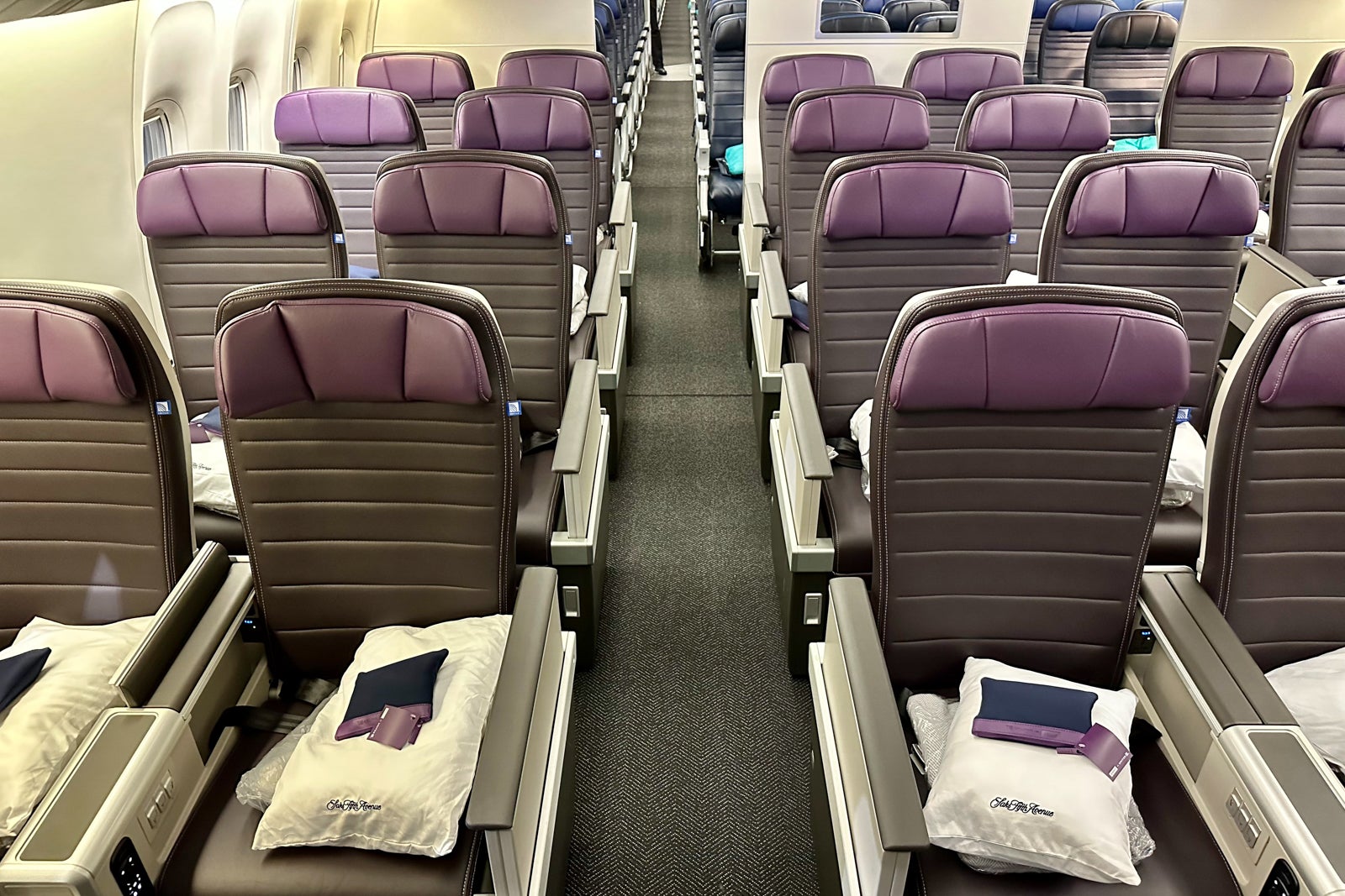1st look: United’s Premium Plus, Economy cabins on the retrofitted ...