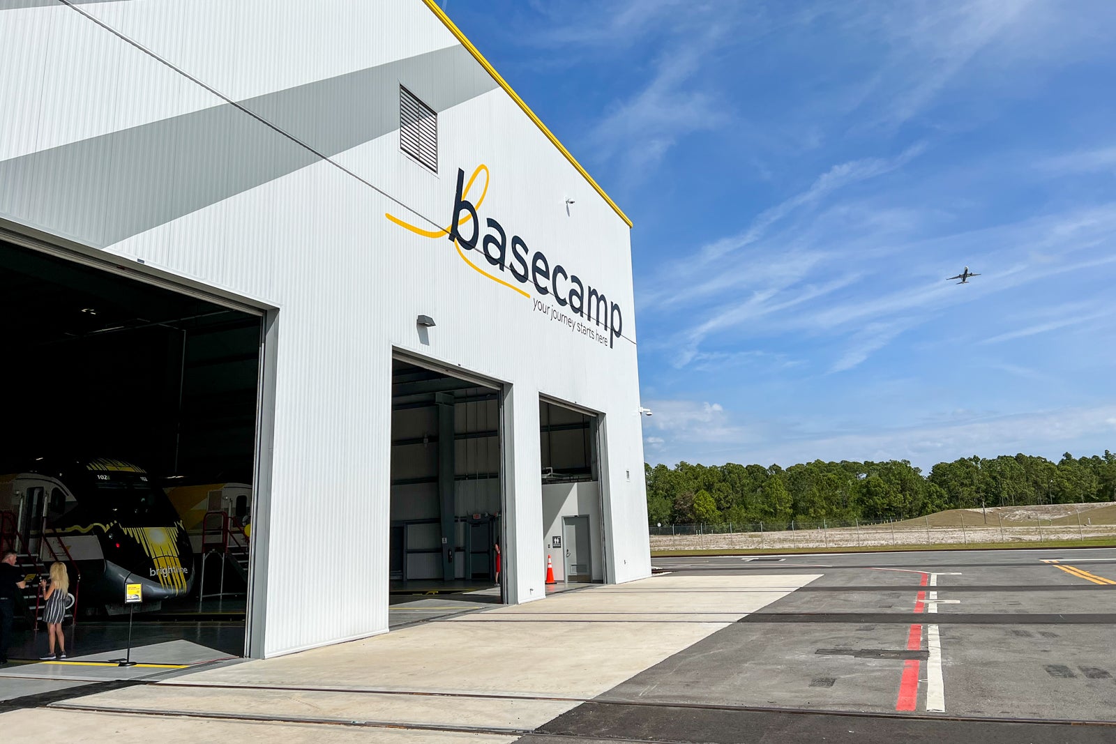 1st look inside Brightline’s $100 million train maintenance facility in ...