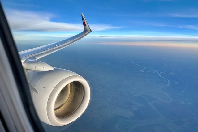 Things that freak out airplane passengers but are completely normal to ...