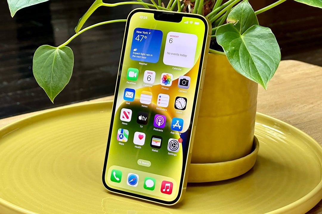 1st look: Hands-on with the new yellow iPhone 14, 14 Plus - The Points Guy
