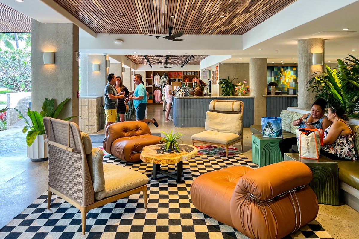 Meet the Wayfinder Waikiki, an affordable boutique hotel just blocks ...