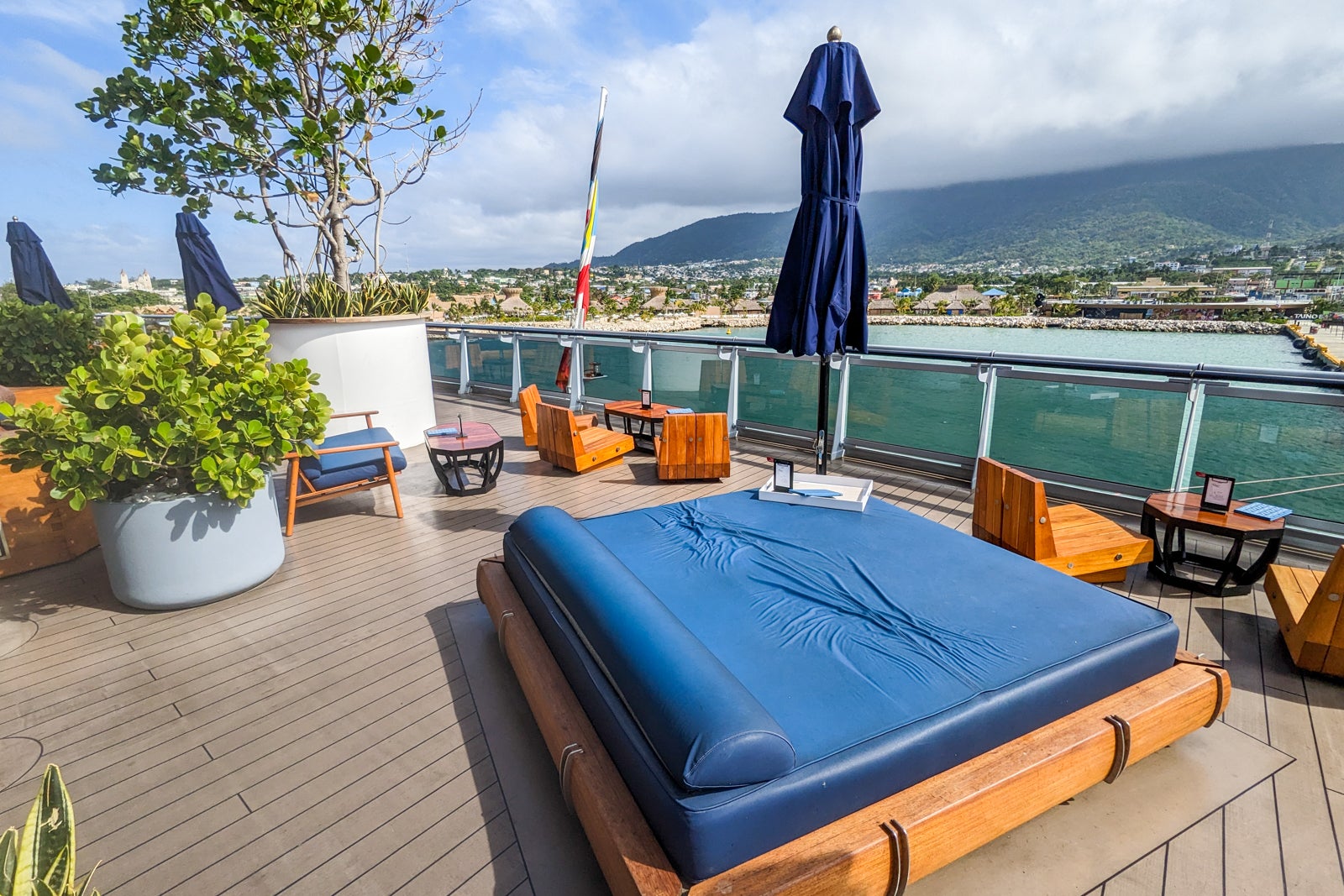 We tried every bar on Virgin Voyages and ranked them from best to worst ...