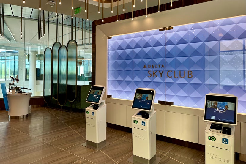 1st look: Inside Delta's stunning new Sky Club in Minneapolis - The ...