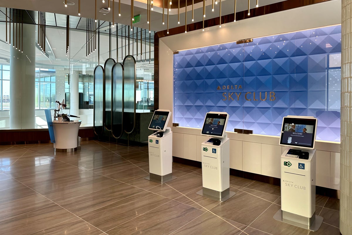 1st look: Inside Delta's stunning new Sky Club in Minneapolis - The ...