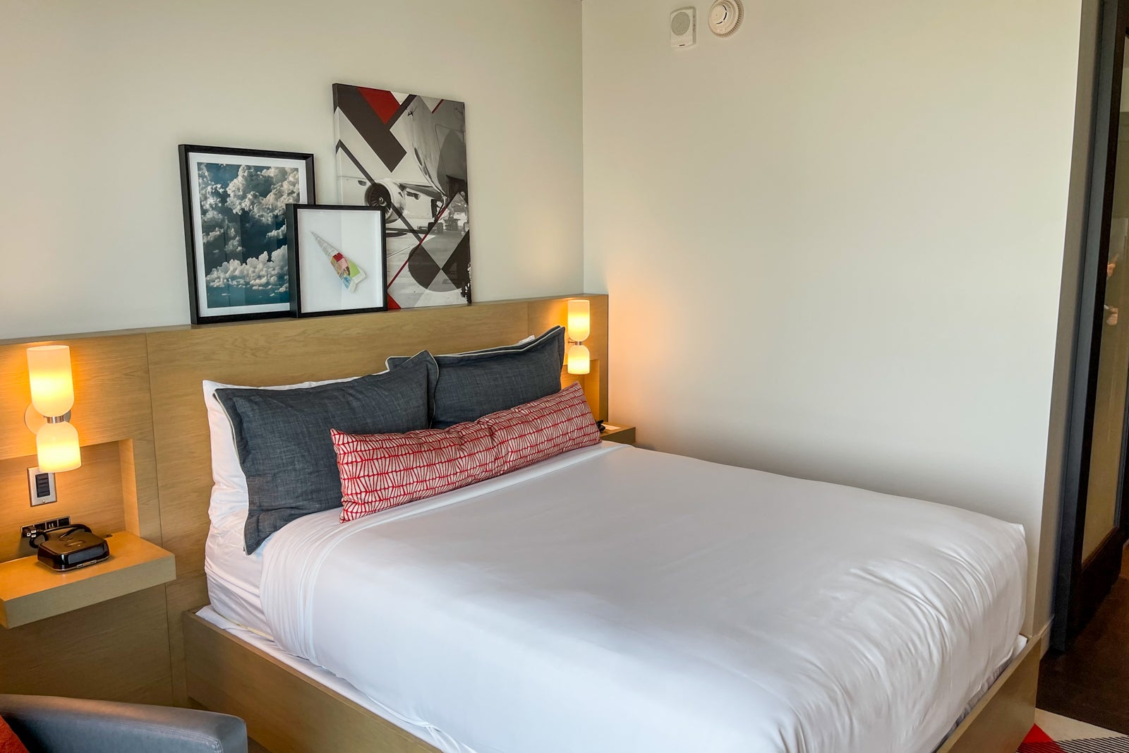 American Airlines has opened its very own hotel. Here's why ... - The ...