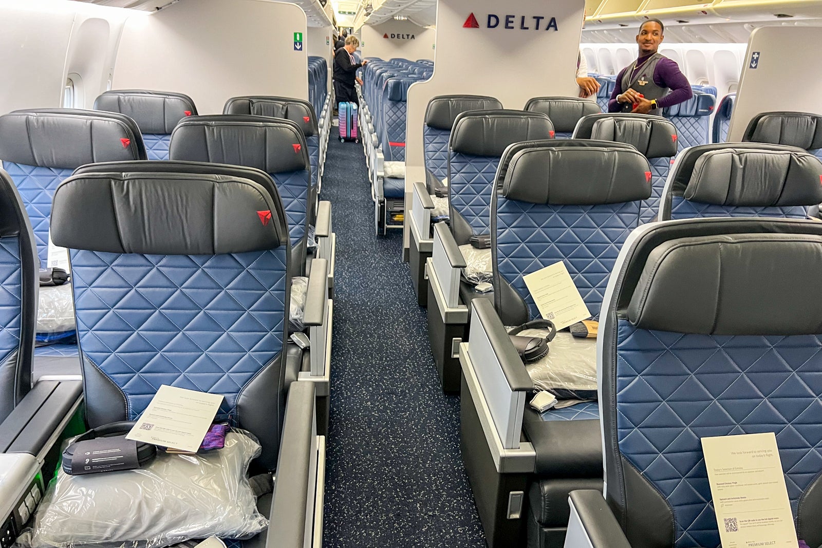 Delta discusses lounge and premium plans, and a presidential election ...