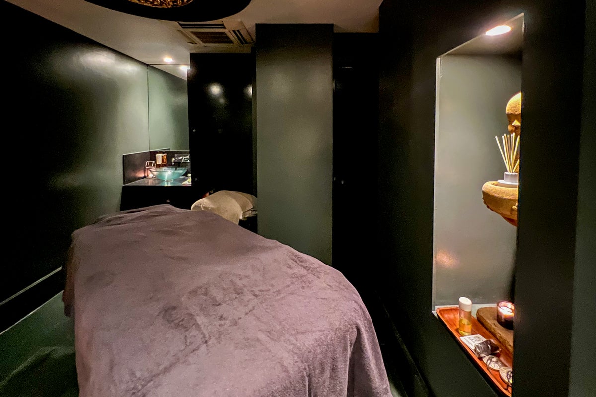 May Fair London hotel review, an ideal location near Buckingham Palace ...