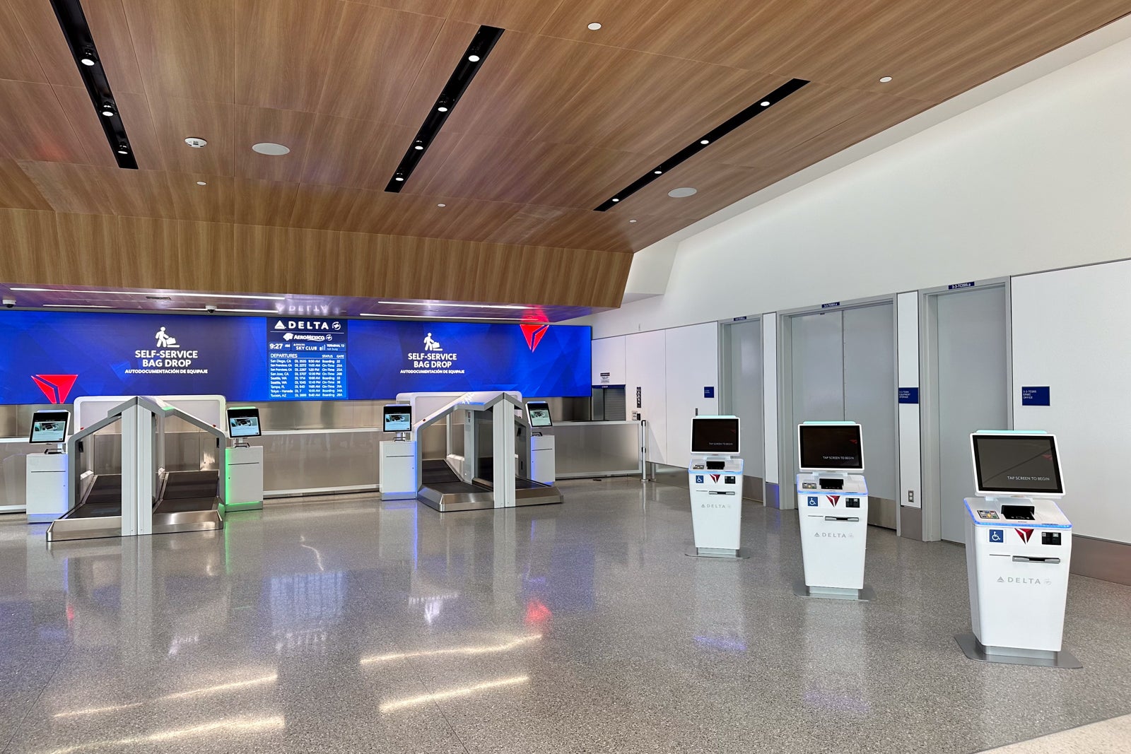 You can now walk between every LAX terminal post-security - The Points Guy