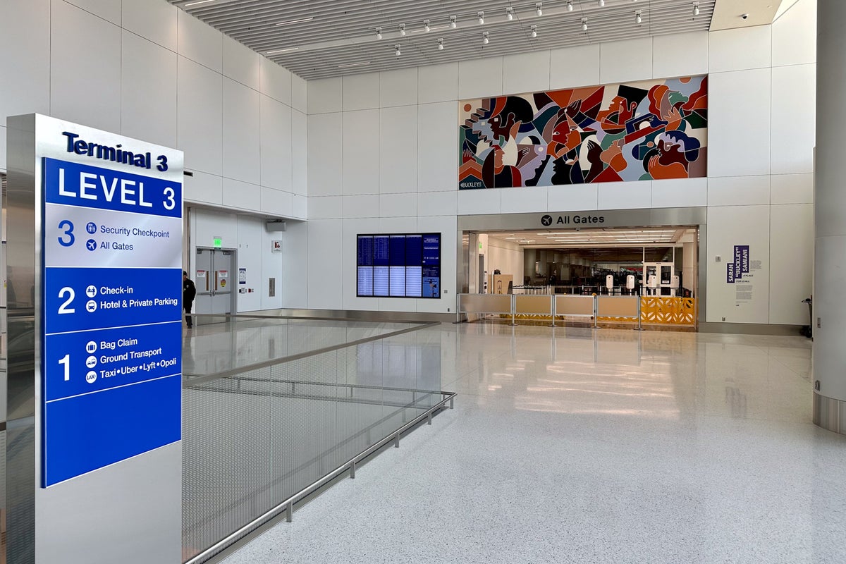 You can now walk between every LAX terminal post-security - The Points Guy