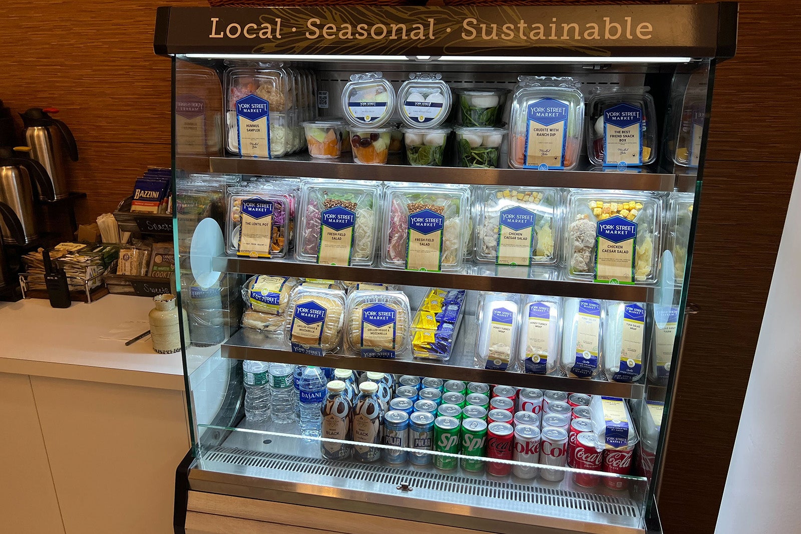 Sneak peek inside Delta's 1st grab-and-go Sky Club concept - The Points Guy