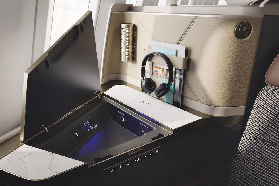 Etihad unveils new 787 Dreamliner cabins with a top-notch business ...