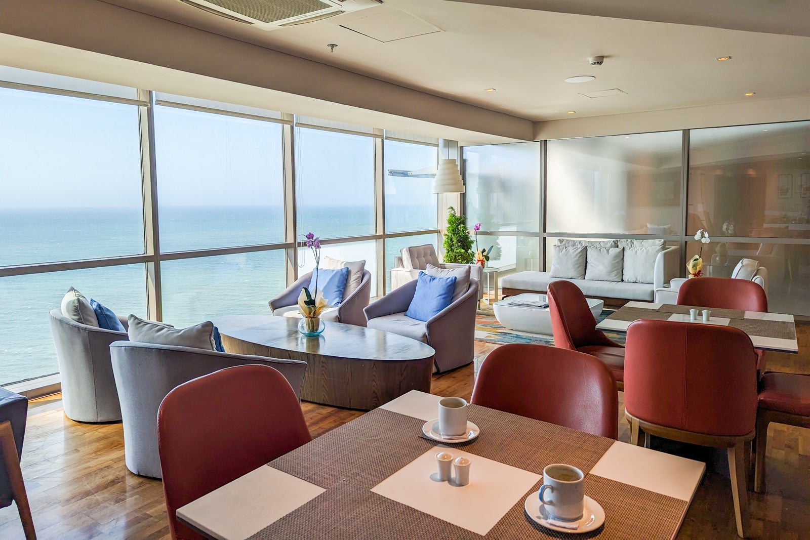 IHG Milestone Rewards: Your options and what to choose - The Points Guy