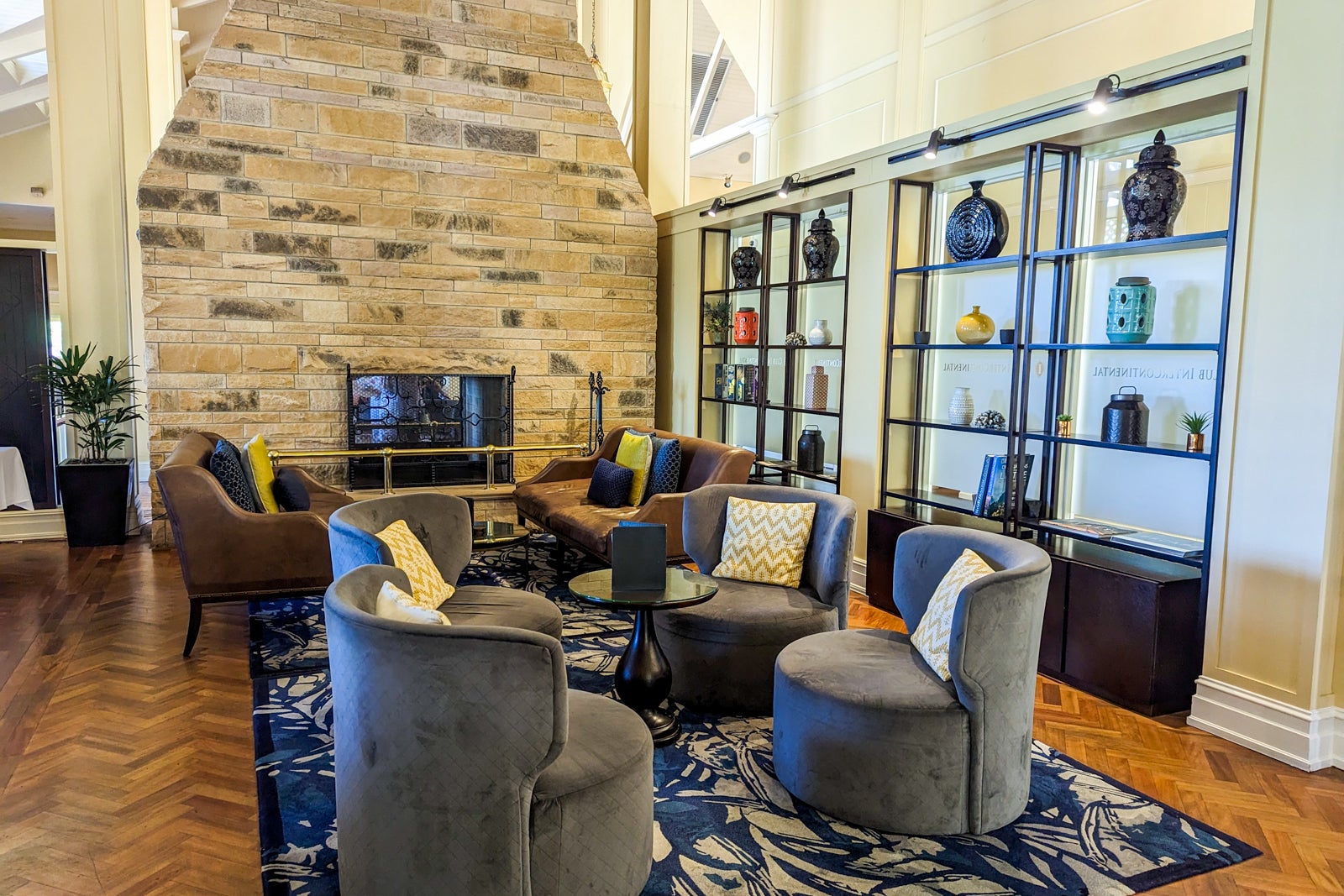 The essential guide to IHG's annual lounge membership - The Points Guy