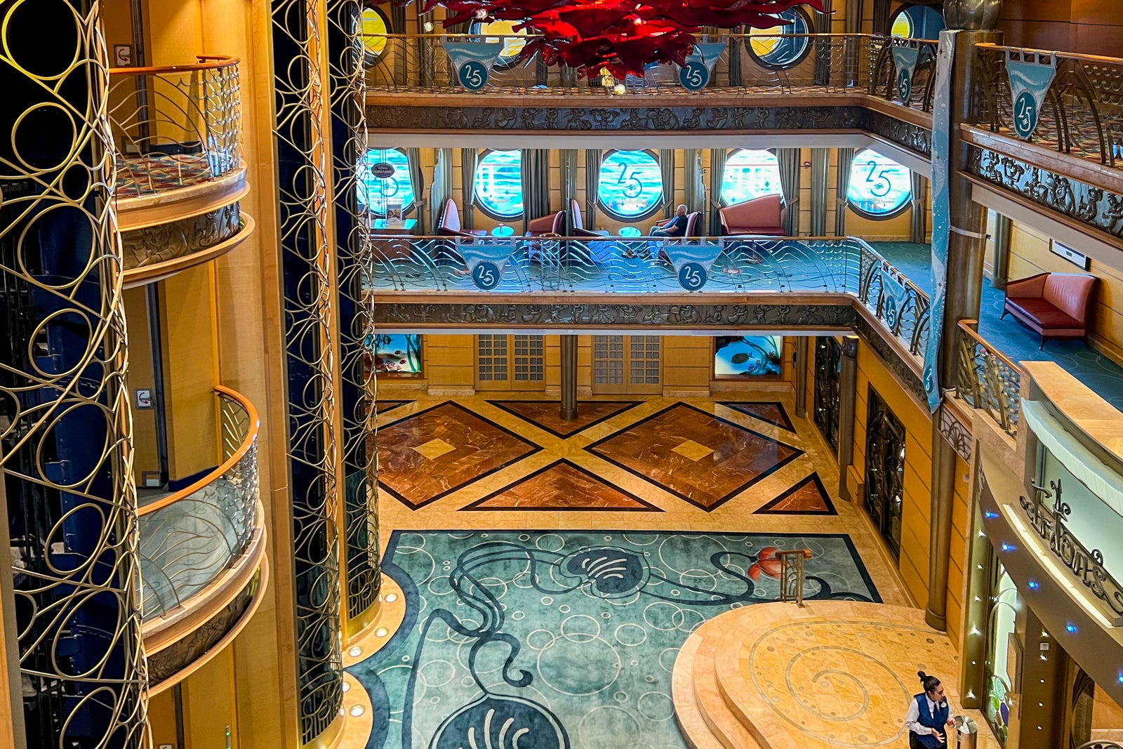 Disney Wonder review: What to expect on the Disney Cruise Line ship ...