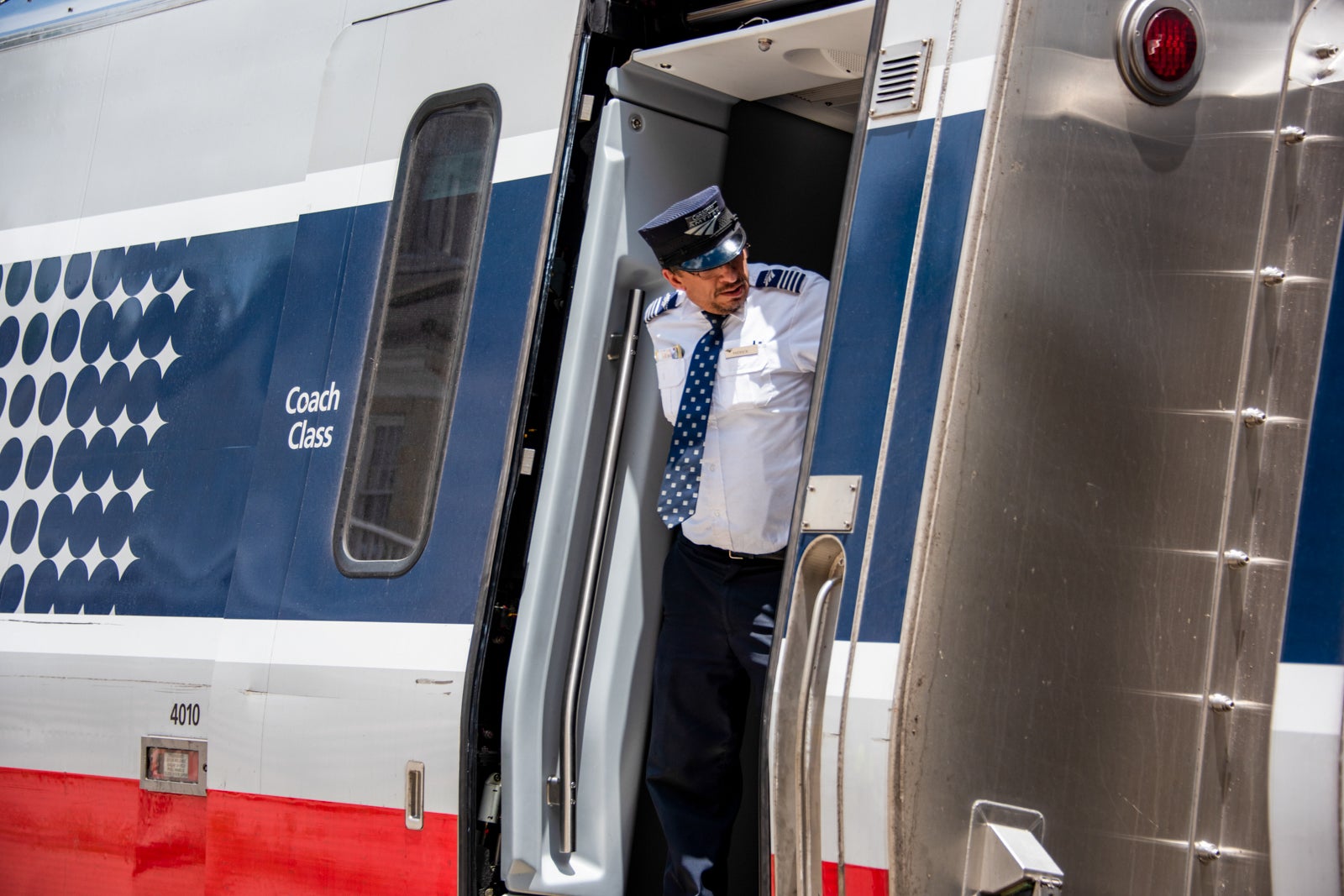 Amtrak making travel in the Midwest faster and easier - The Points Guy