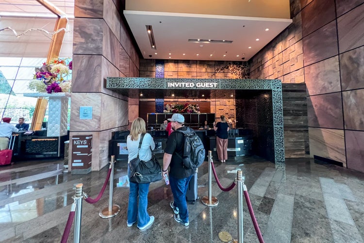 What it’s like staying at Aria Resort & Casino in Las Vegas - The ...