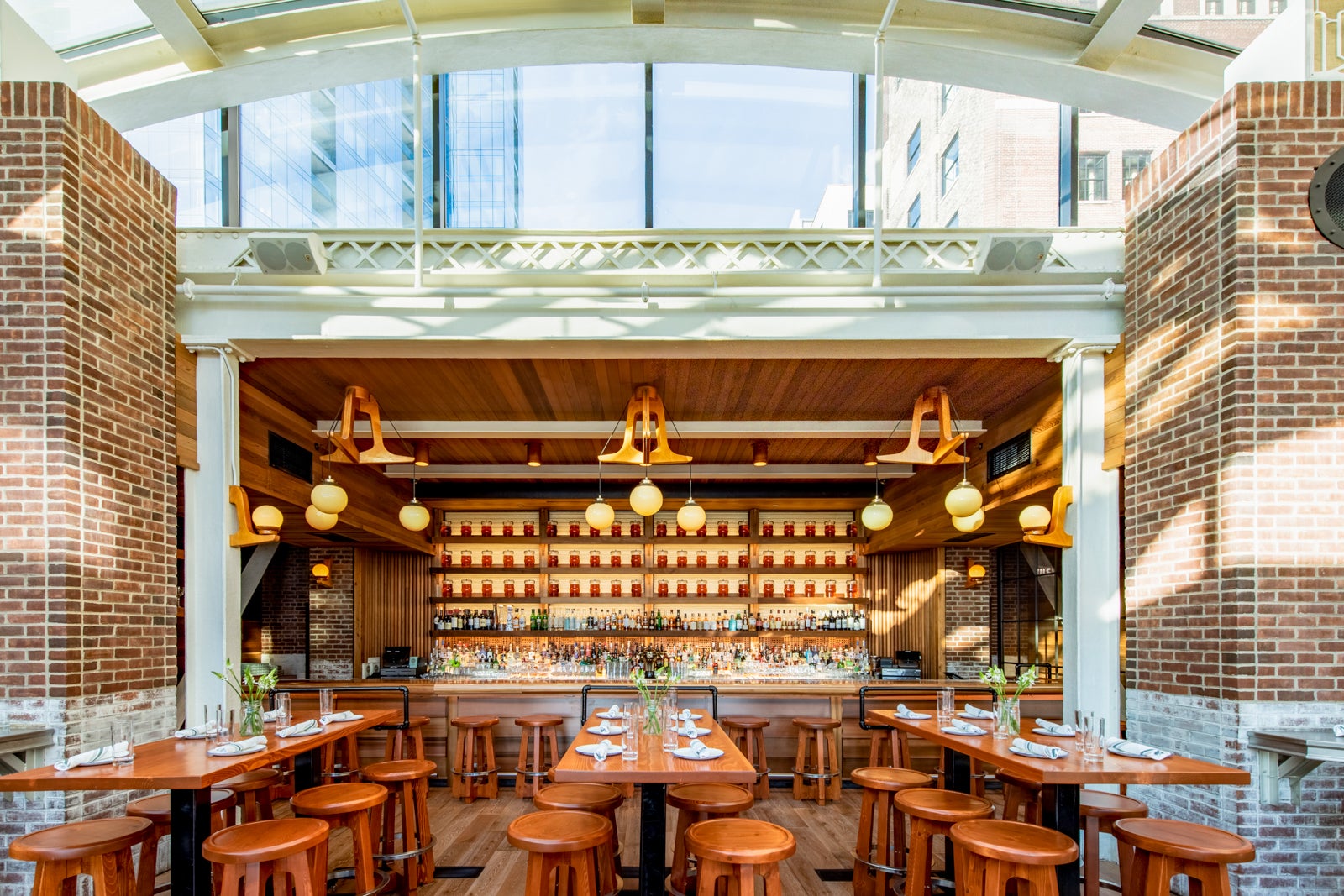 What it's like staying at the historic Chicago Athletic Association ...