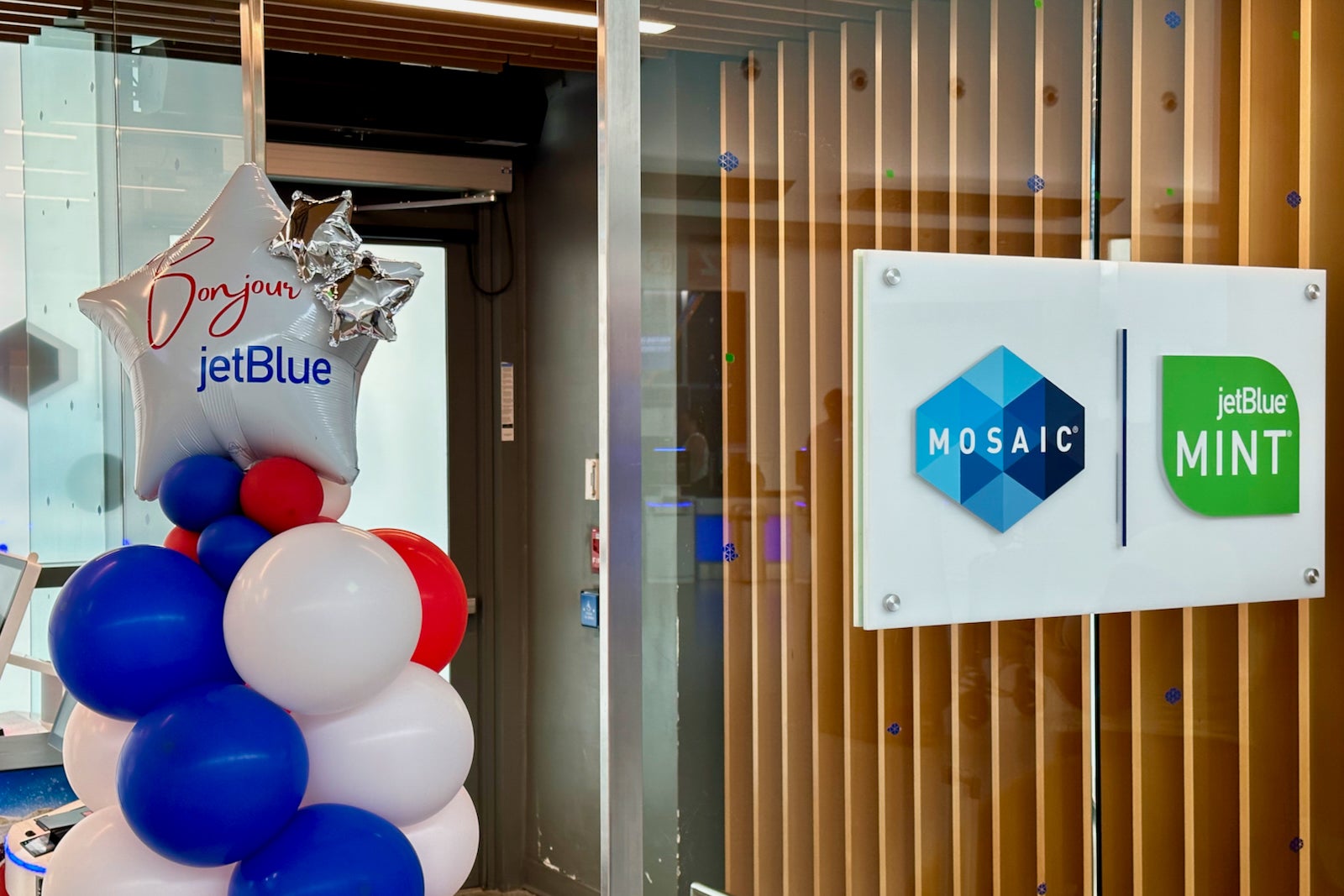 What it was like onboard JetBlue's splashy inaugural flight from NYC to ...