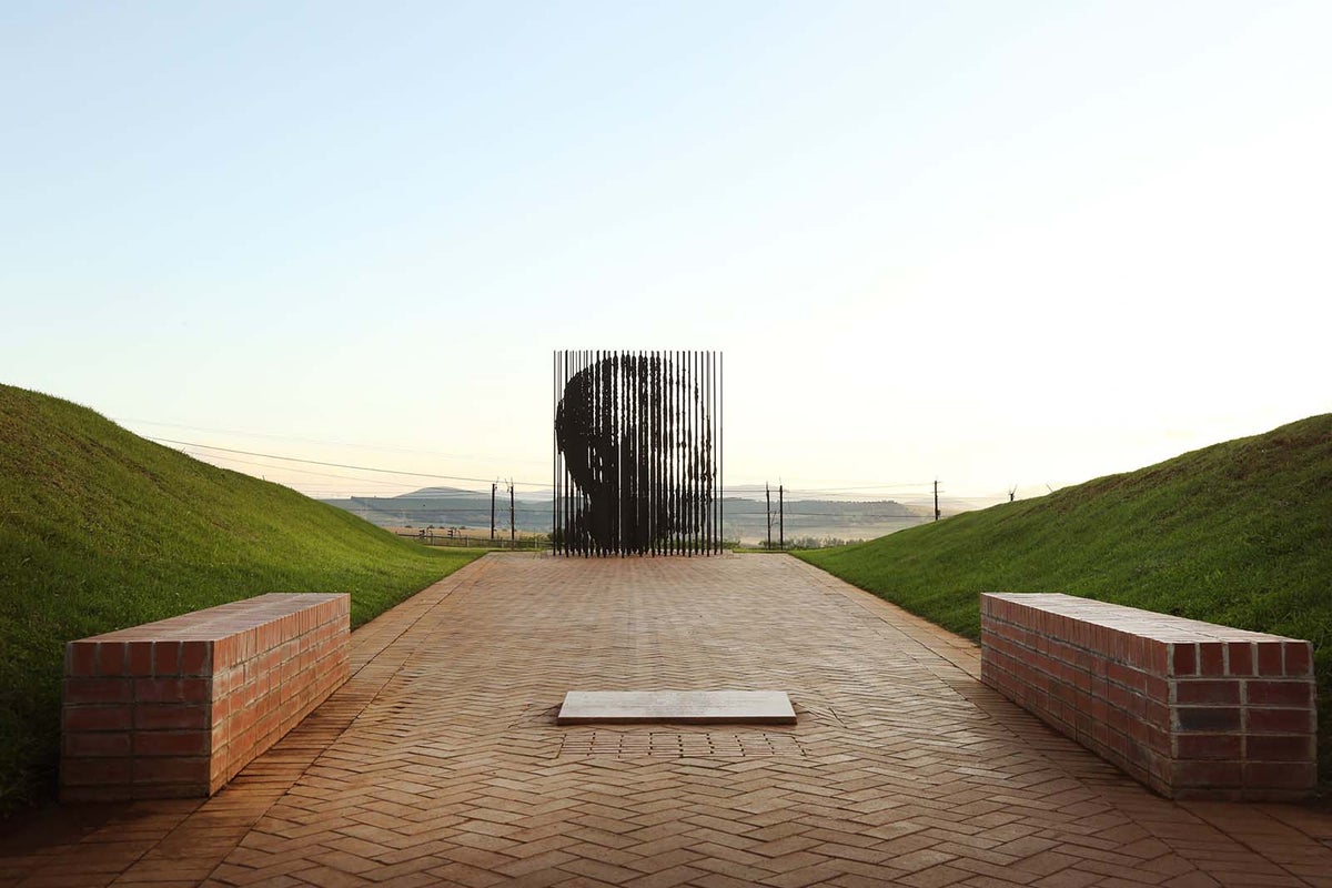 12 international destinations to learn about Black history - The Points Guy