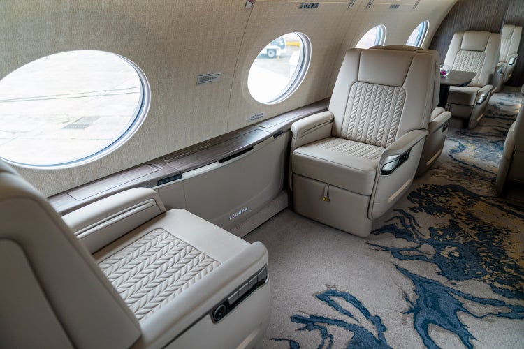 Inside Qatar Airways' Gulfstream G700 and Airbus A319 private jets ...