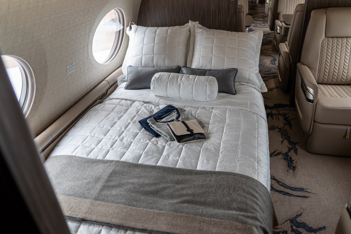 Inside Qatar Airways' Gulfstream G700 and Airbus A319 private jets ...