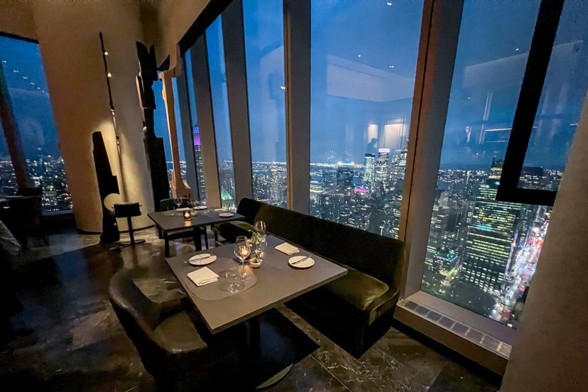 What it's like having dinner at the new American Express Centurion New ...