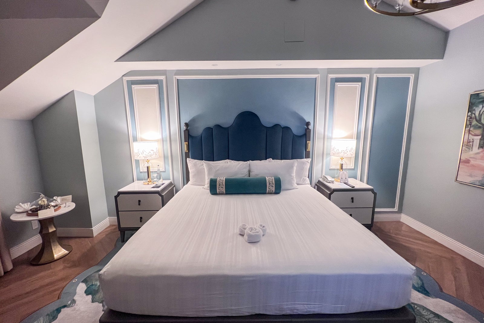 How Disney renovated more than 22,000 hotel rooms in 5 years - The ...