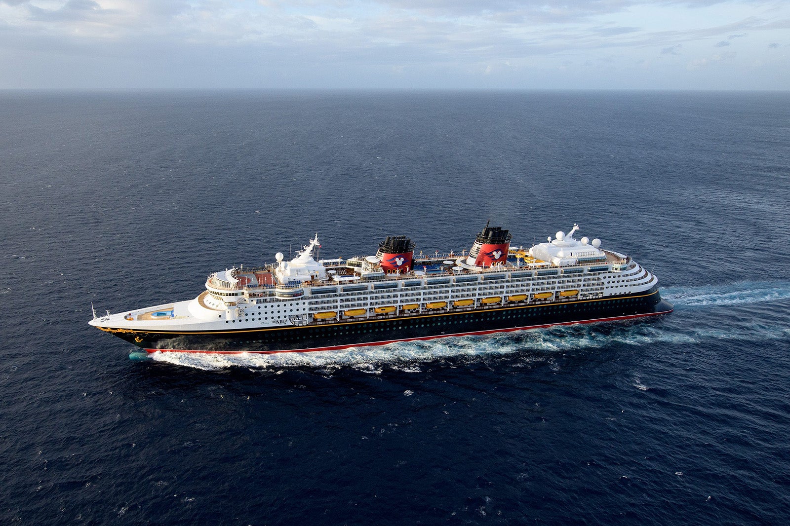 Disney cruise line ships ranked by size from biggest to smallest — the ...