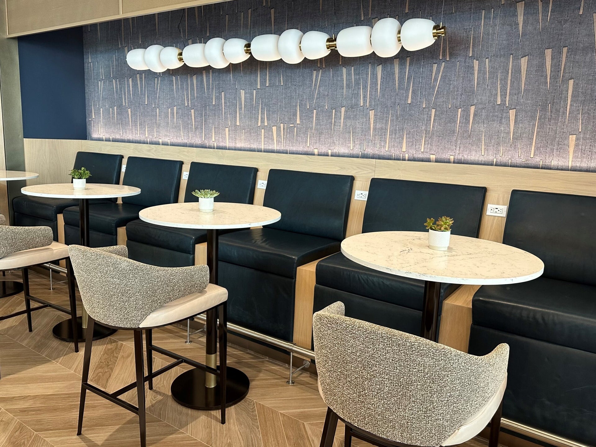 1st look: Delta's 2nd Sky Club opens at New York's JFK Airport - The ...