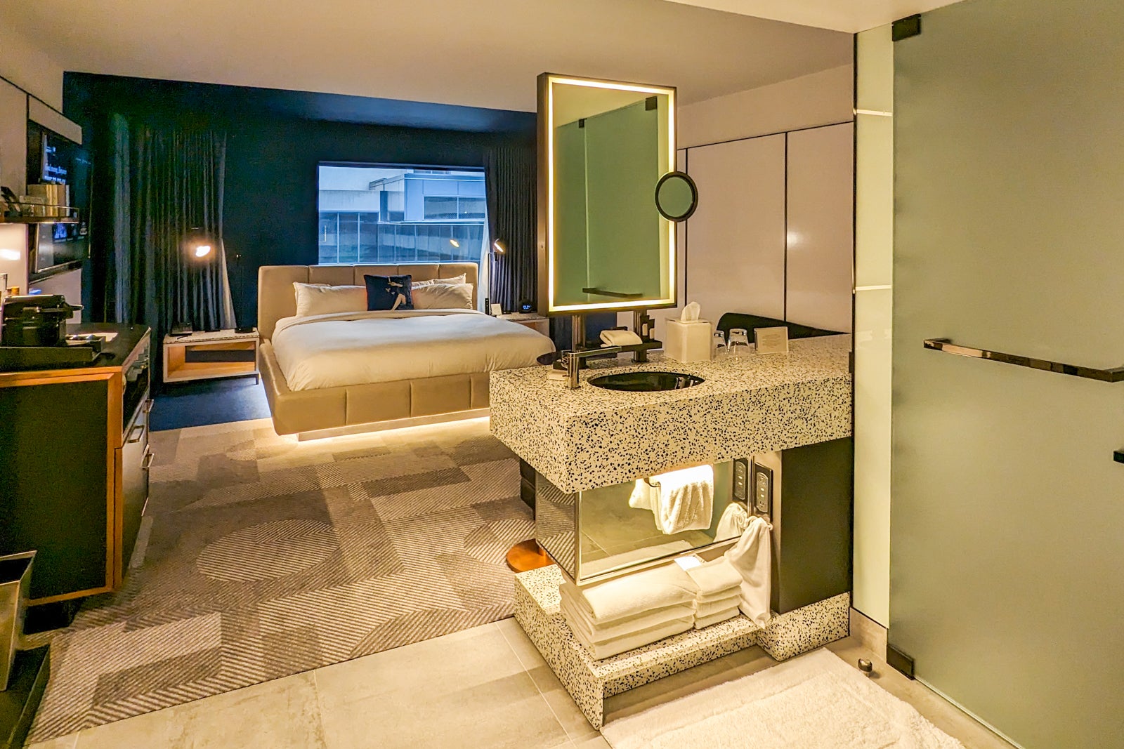 W Toronto Hotel review - The Points Guy