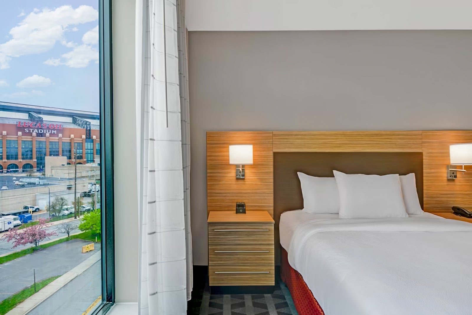 These are the amenities you can expect at mid-priced Marriotts - The ...