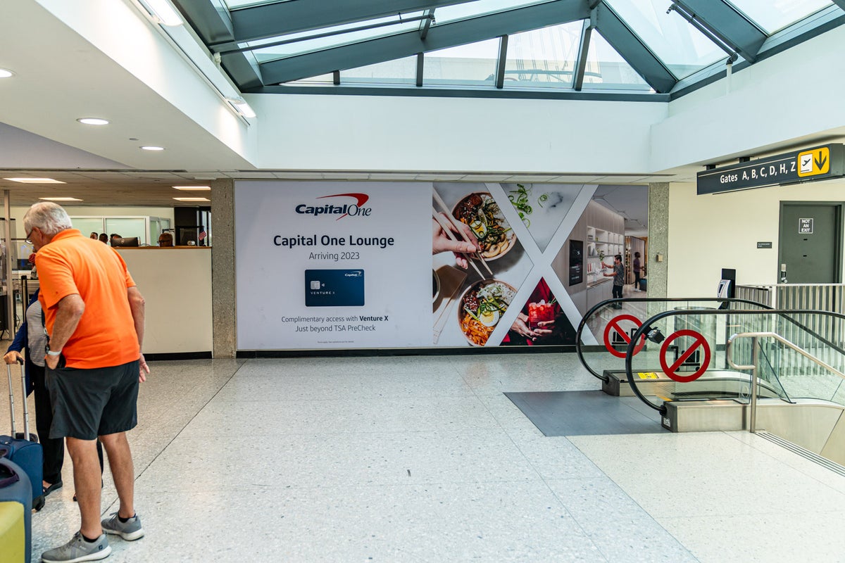 1st look at the brand-new Capital One Lounge at Washington Dulles - The Points Guy
