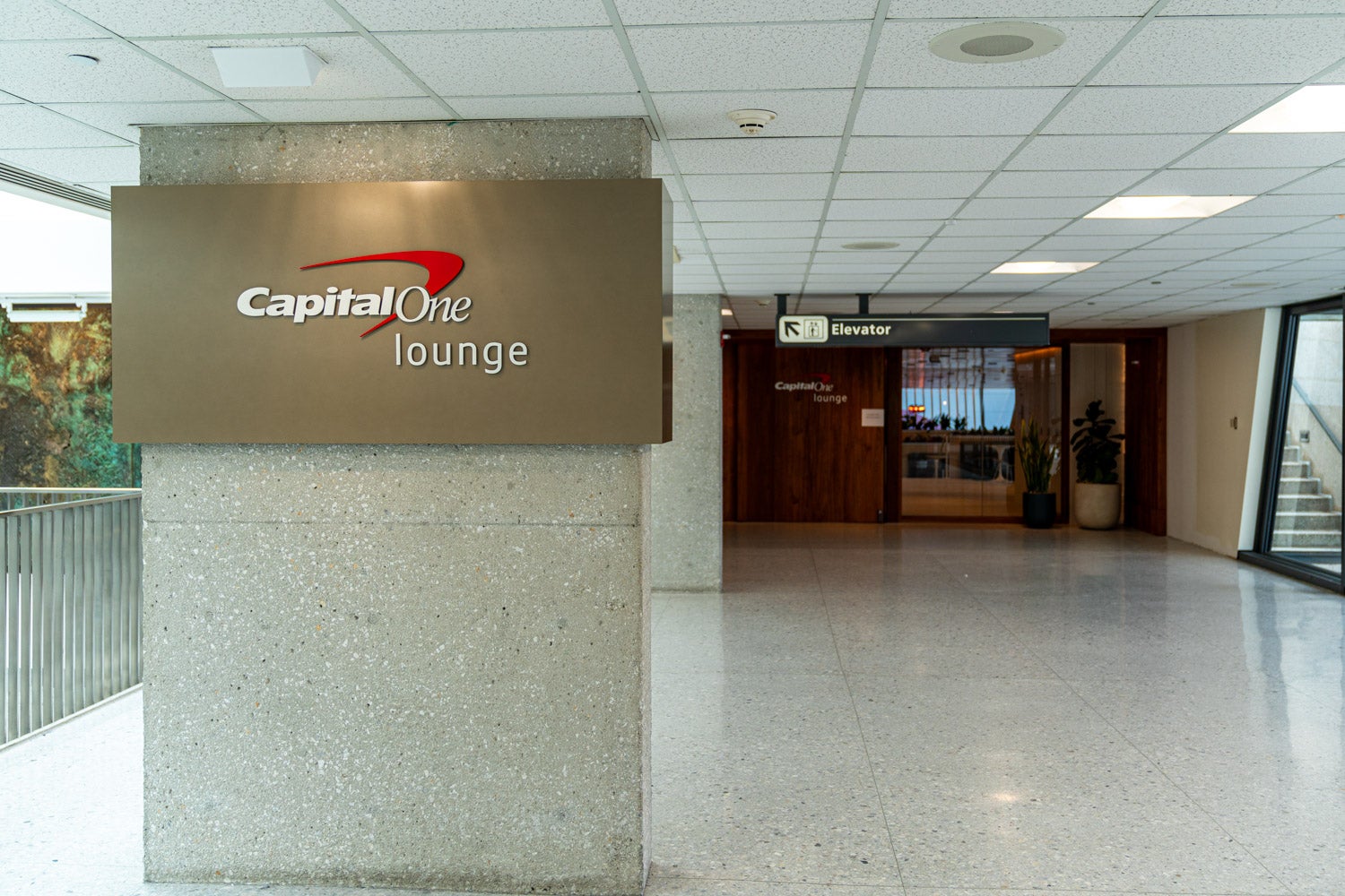 1st look at the brand-new Capital One Lounge at Washington Dulles - The ...