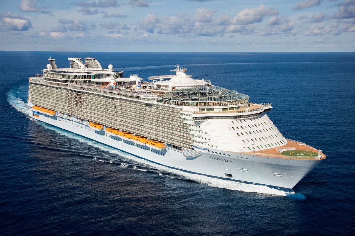 Cruise ship lifeboats and rafts: How your ship is prepared for an ...
