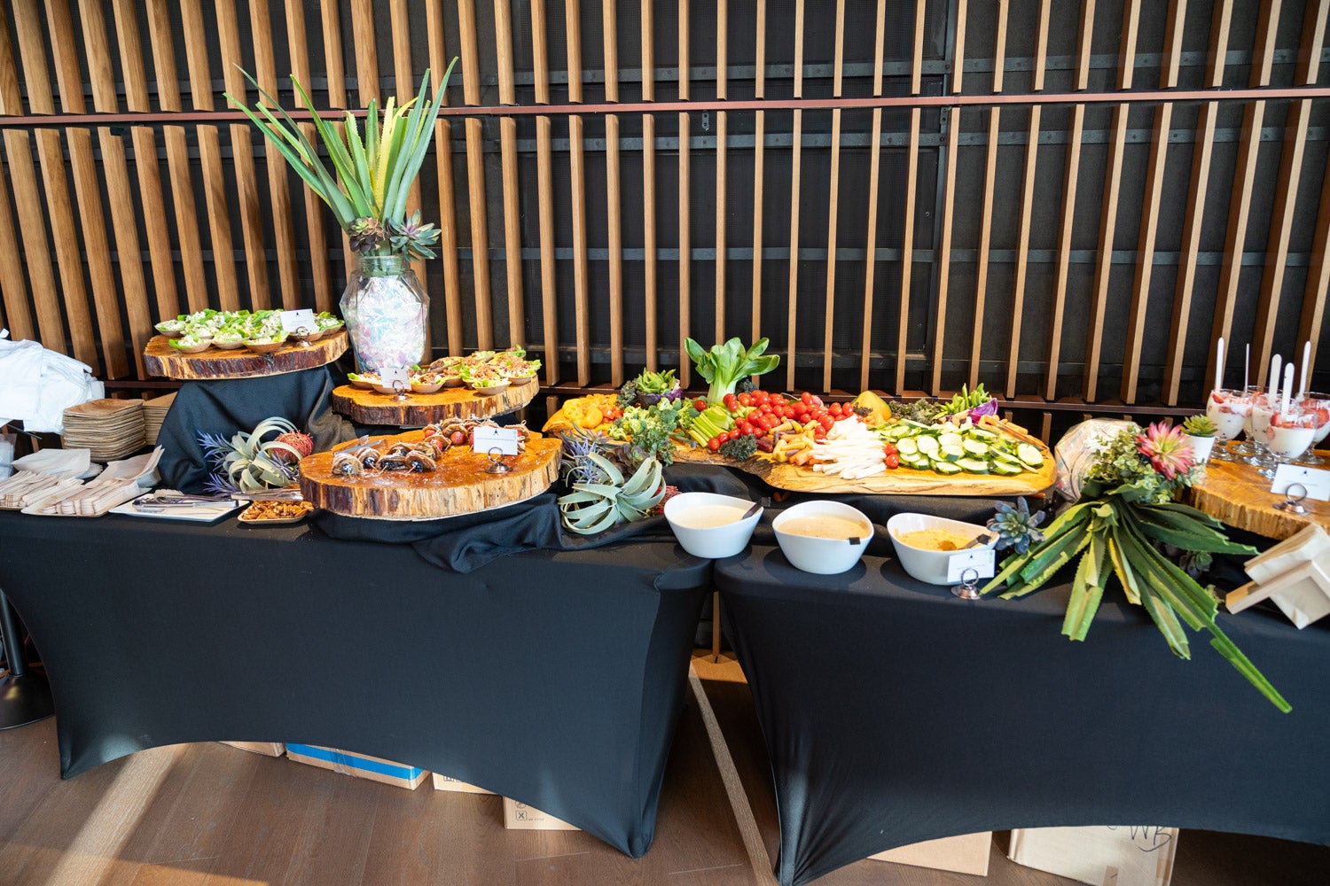 What it's like to watch a space launch from Virgin Galactic's spaceport ...