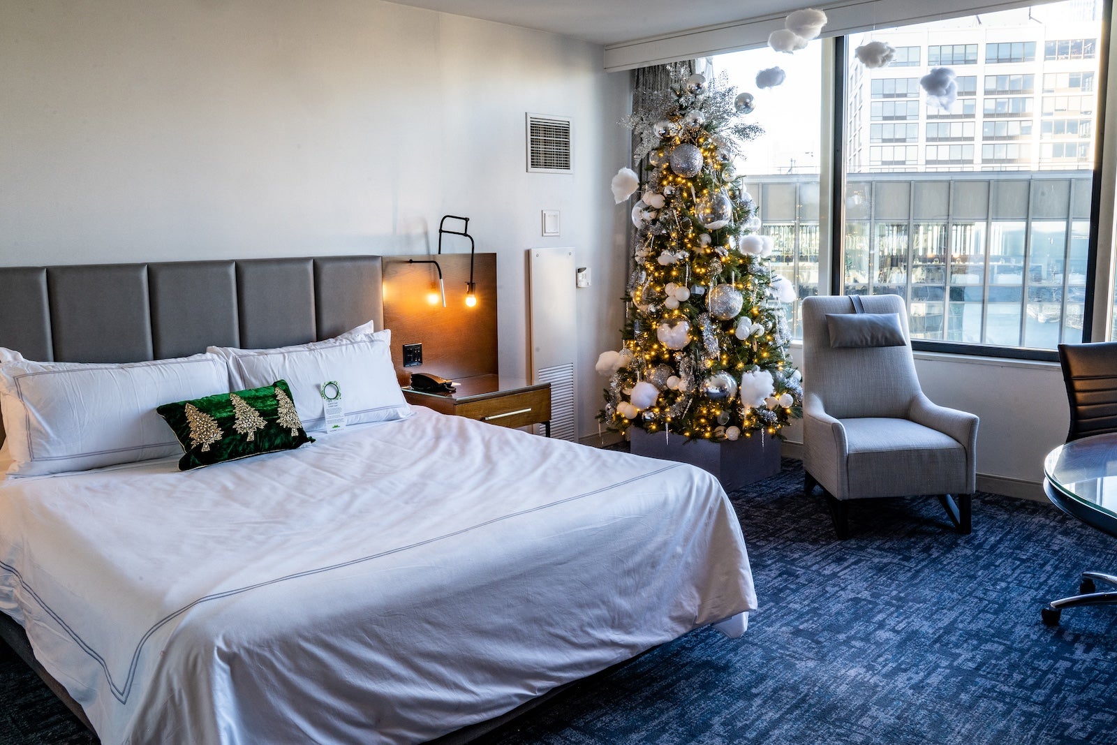 8 hotels with over-the-top Christmas-themed suites - The Points Guy