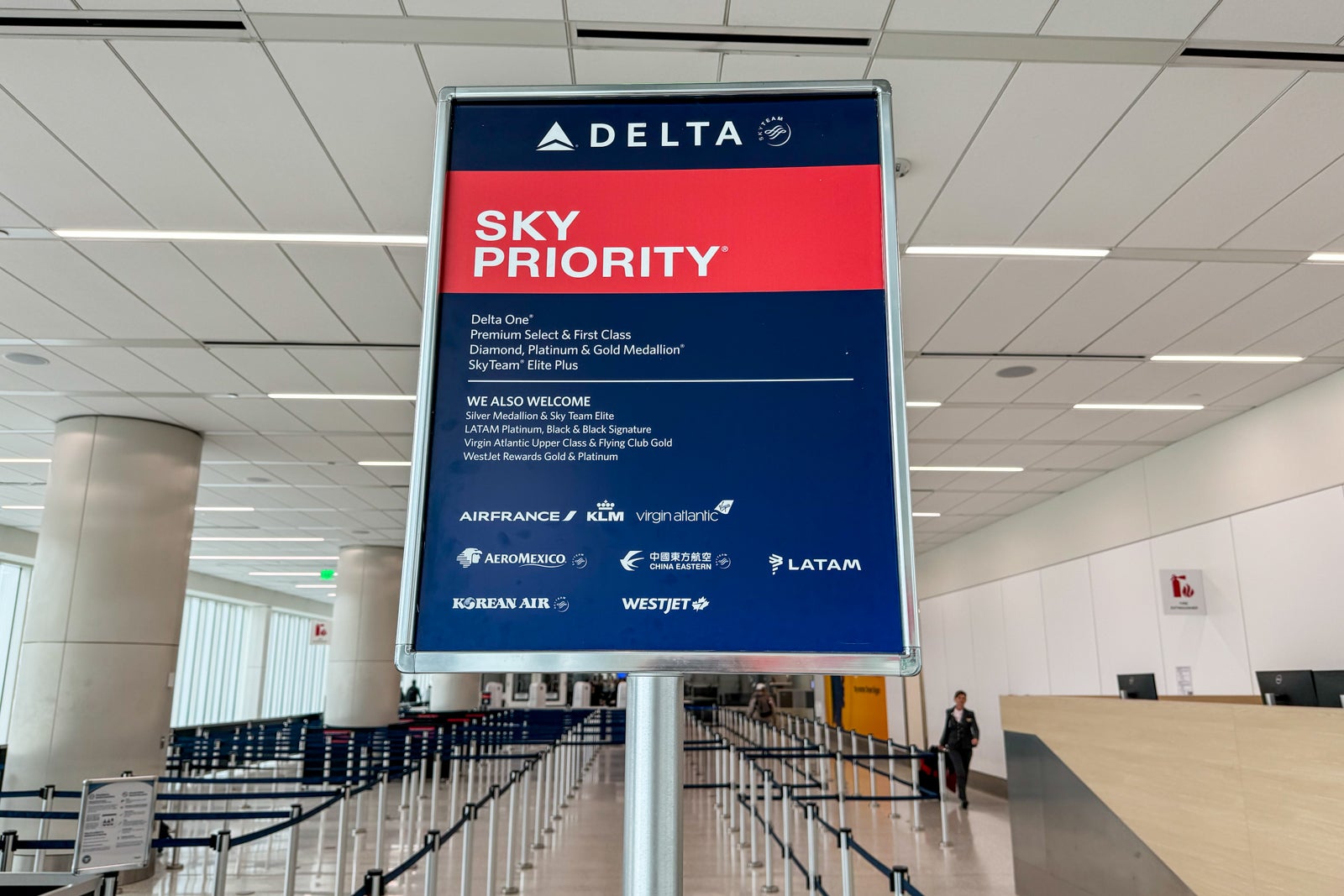 Delta Air Lines domestic first class review - The Points Guy - The ...