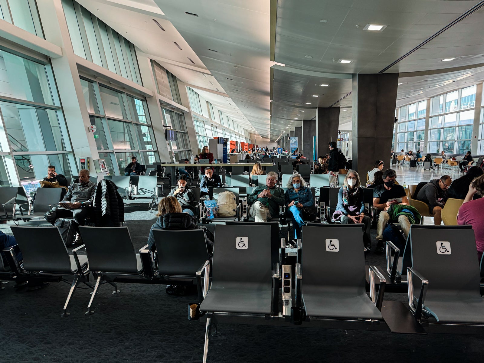 United Airlines domestic first class review - The Points Guy