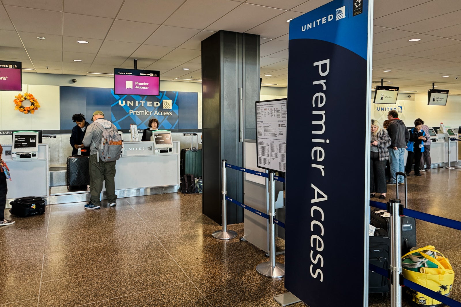 United Airlines domestic first class review - The Points Guy