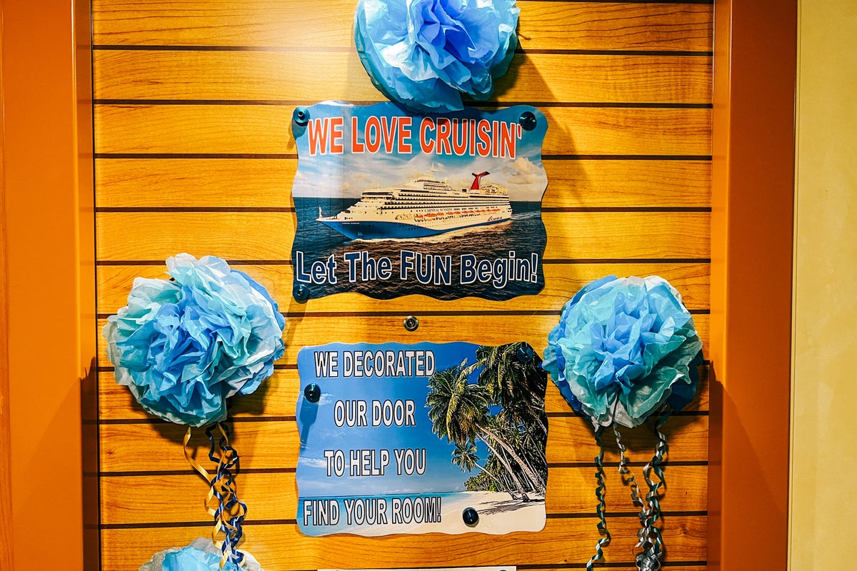 Door decorations on cruises: How to get creative in your cabin corridor ...