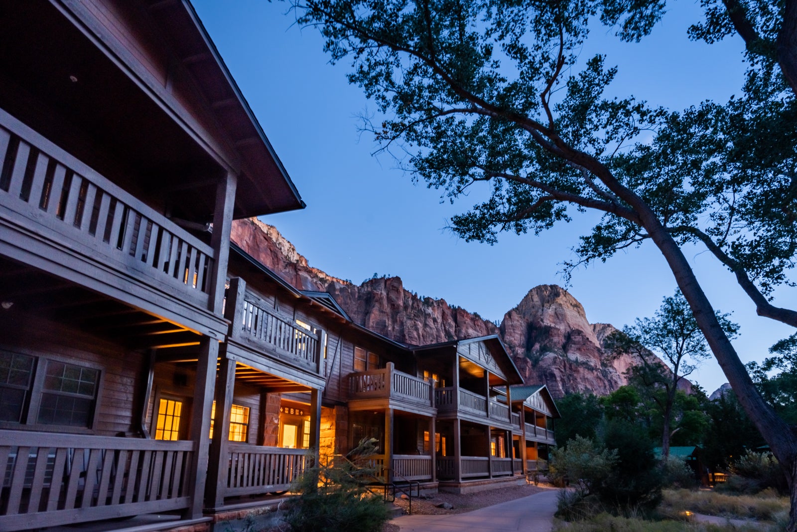 Great Black Friday deals on national park hotels and lodges - The ...