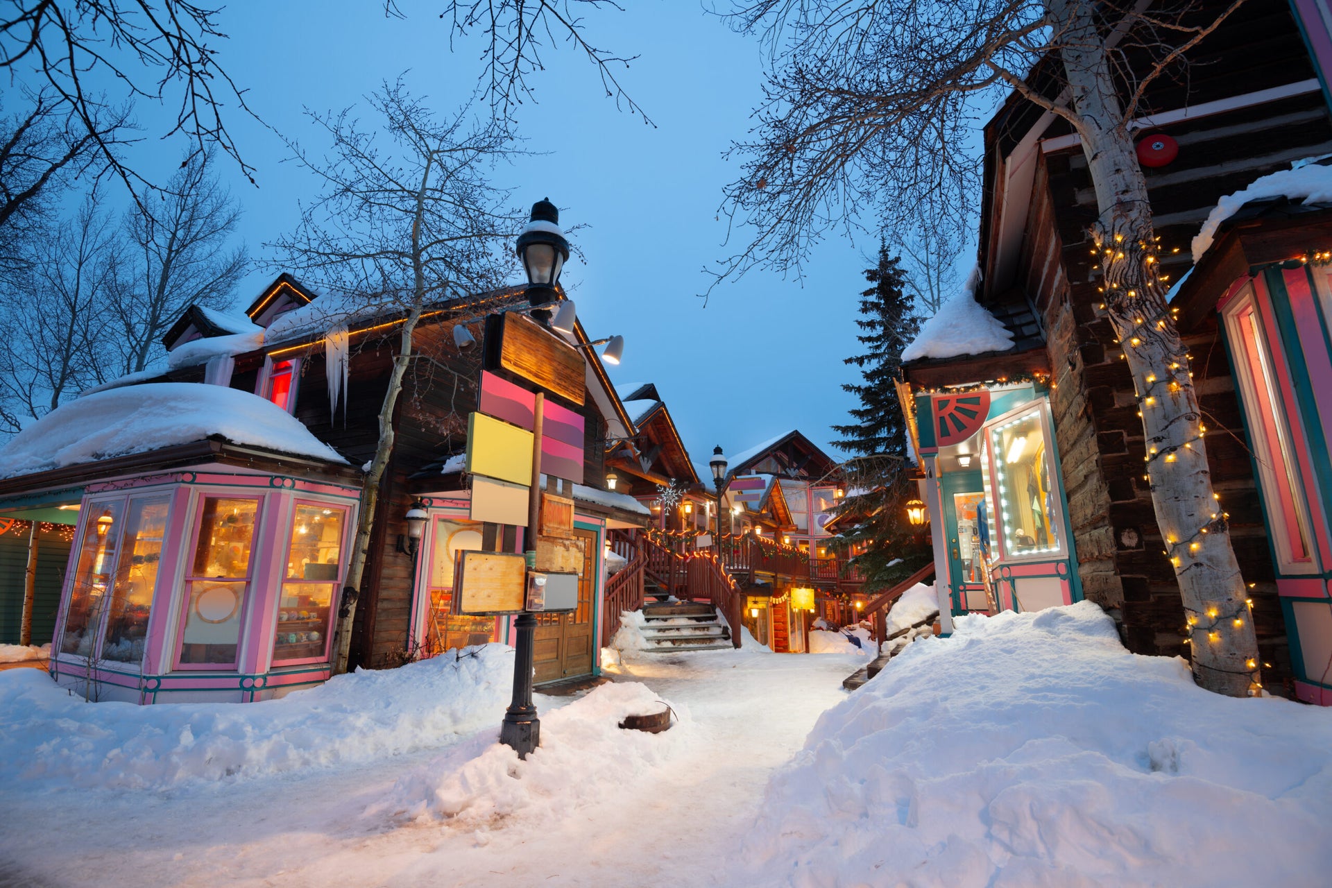 Best destinations for a Christmas vacation - The Points Guy