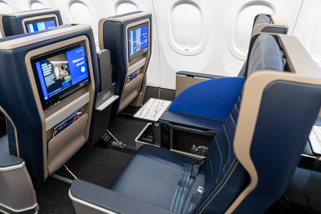 Inside United's 1st Airbus A321neo — step onboard ahead of the ...