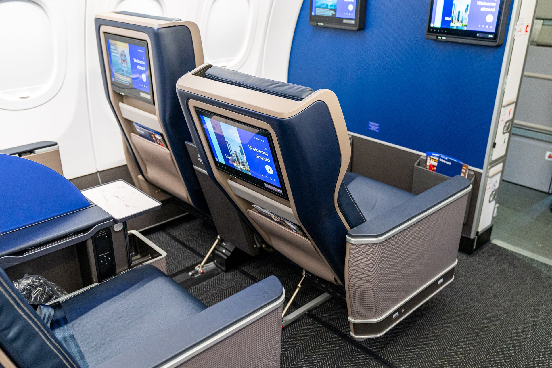 Inside United's 1st Airbus A321neo — step onboard ahead of the ...