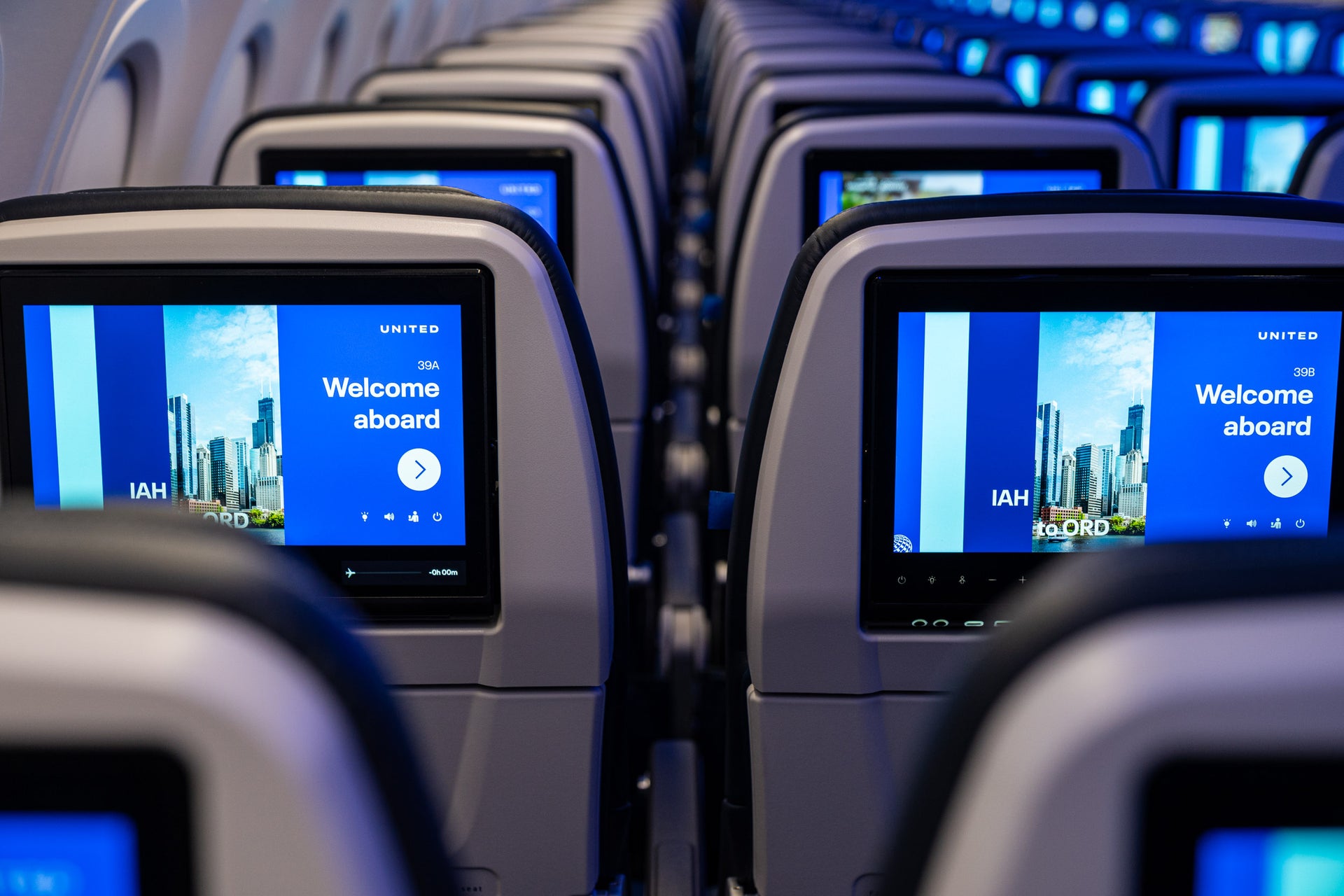 Inside United's 1st Airbus A321neo — step onboard ahead of the ...