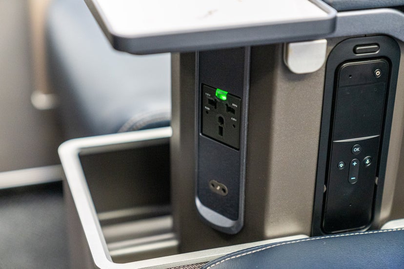 Inside United's 1st Airbus A321neo — step onboard ahead of the ...